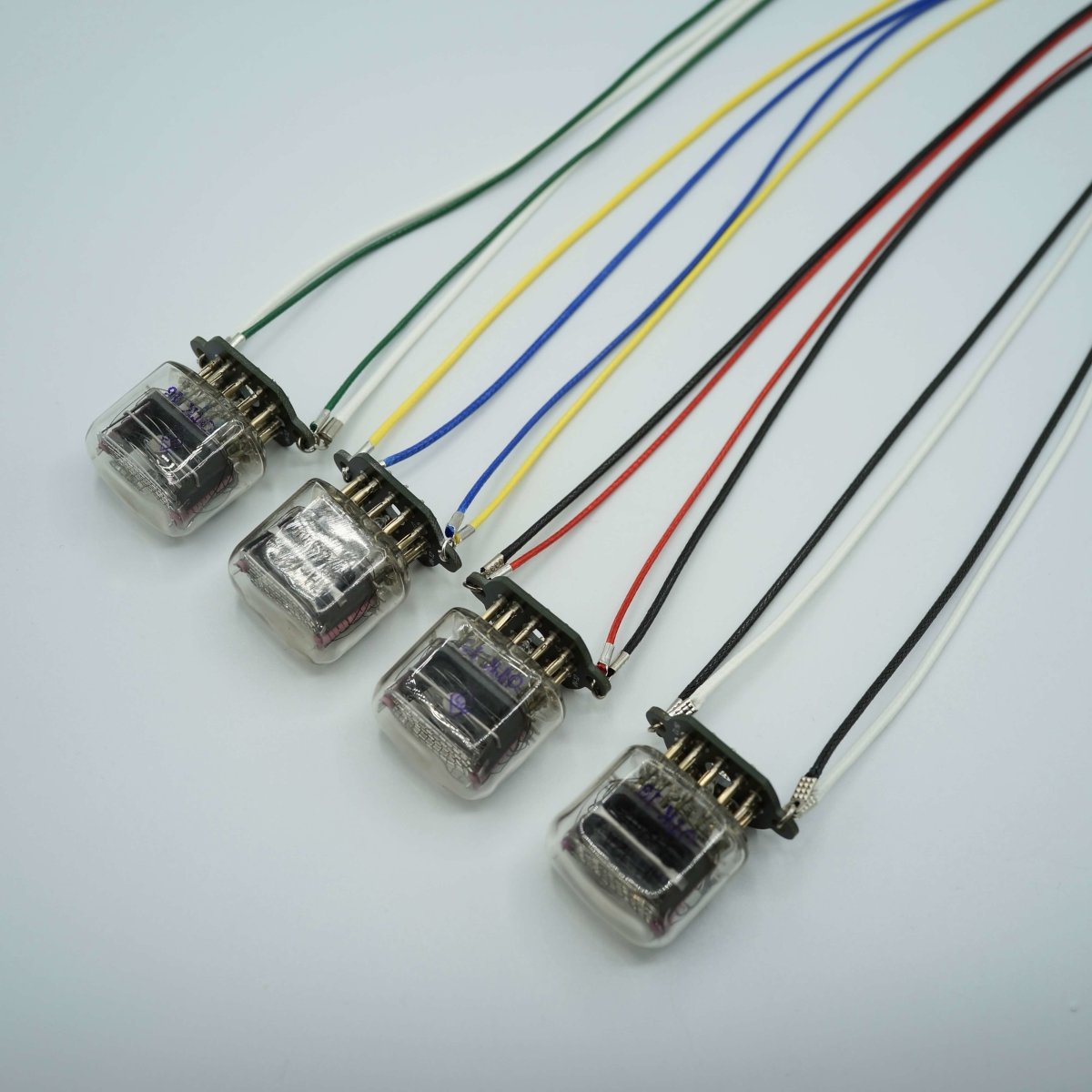 NIXIE NECKLACE - COLOR CODES｜닉시관의 목걸이 – 830時計店